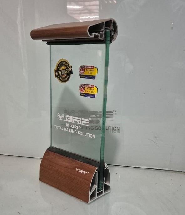 M-Grip | Aluminium Railing Section